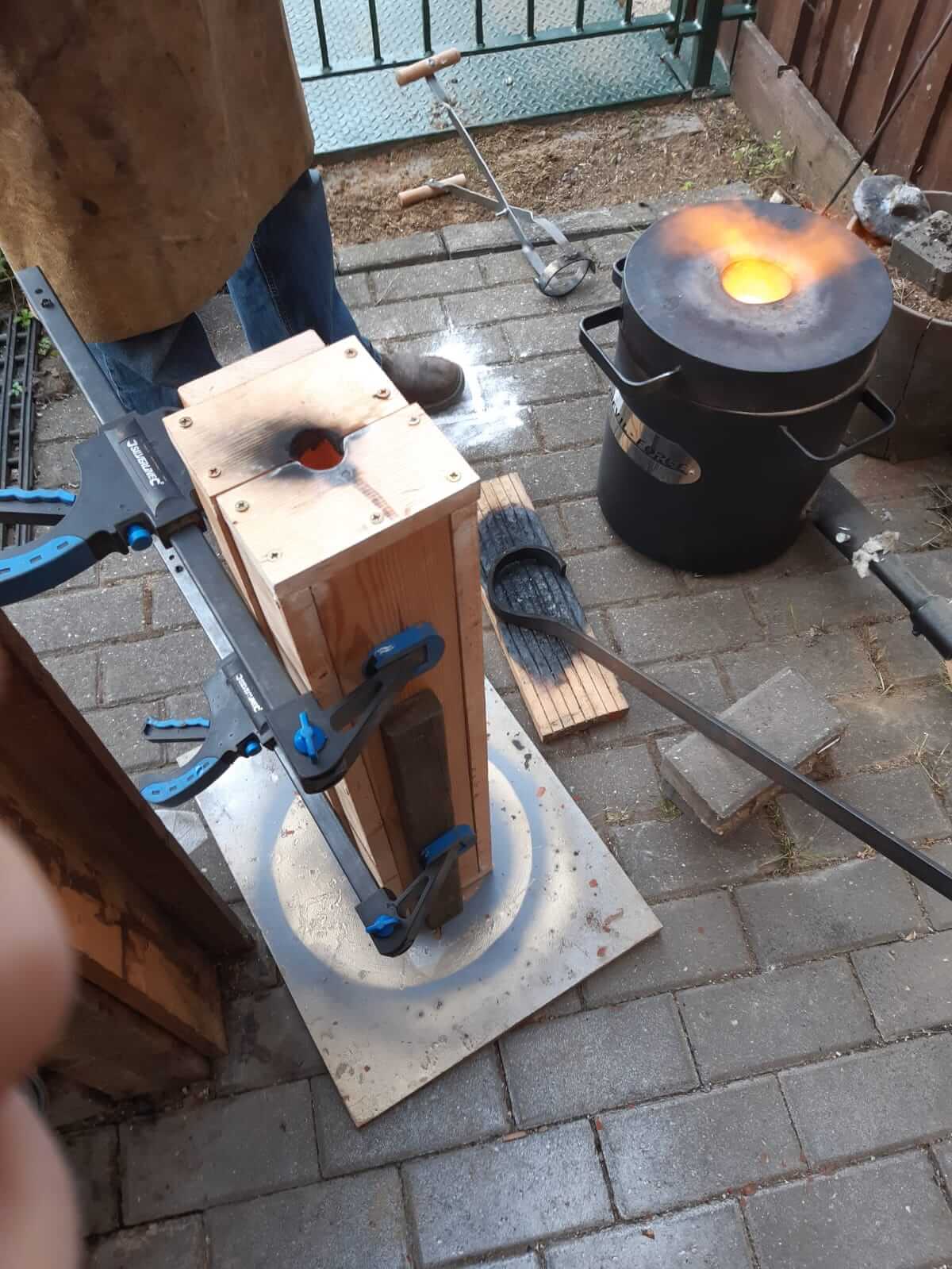 Bronze sword casting demonstration | FREE - Bushcraft Magazine